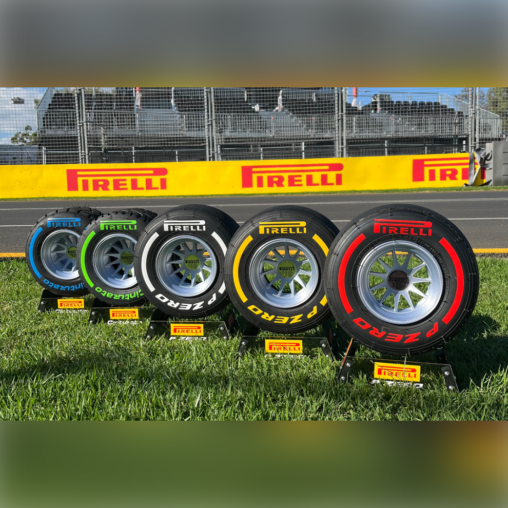 F1 Tyre Current Compounds Set with Stands – Replica Wheels
